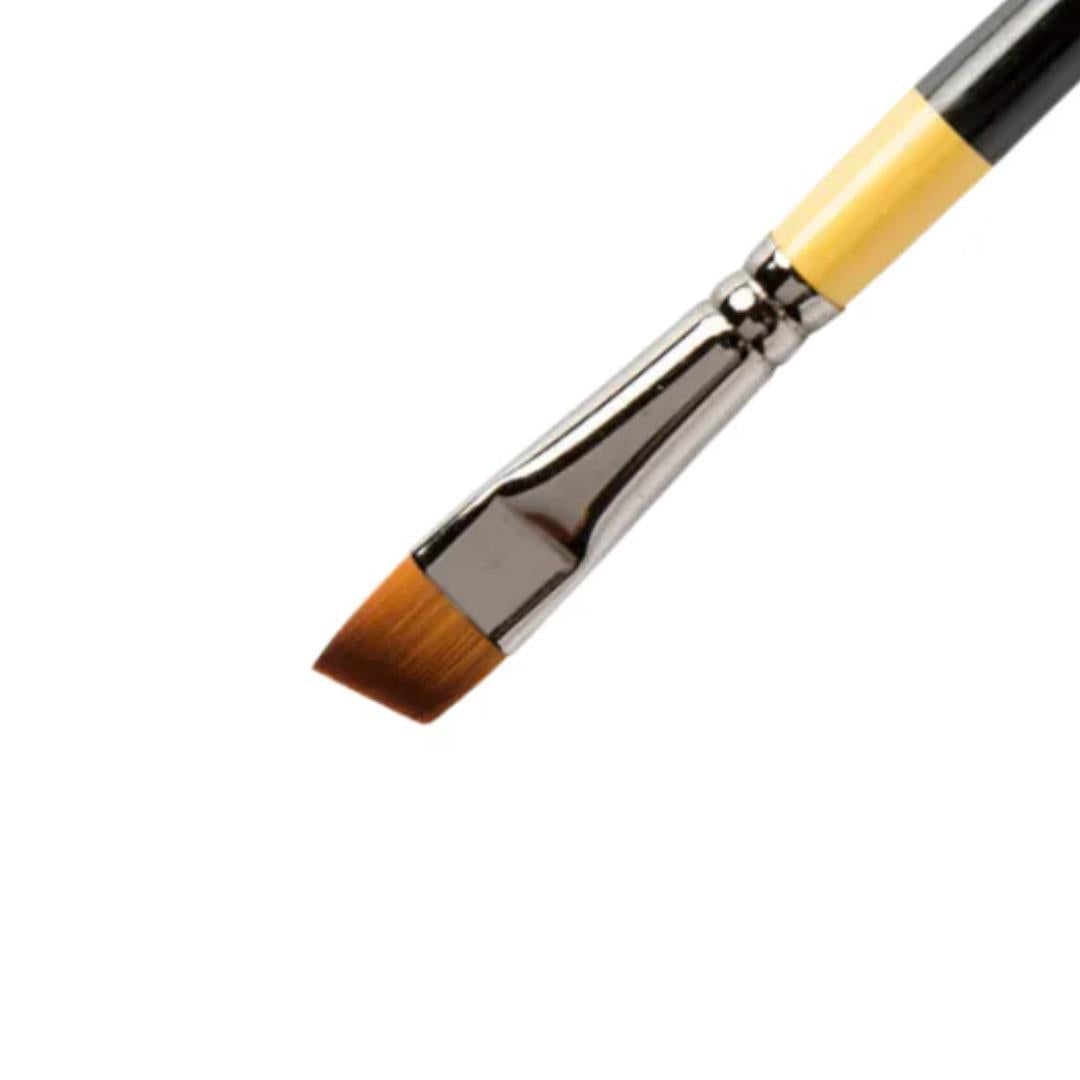 Daler-Rowney System 3 Brush SY57 Angle Shader — Brush and Canvas